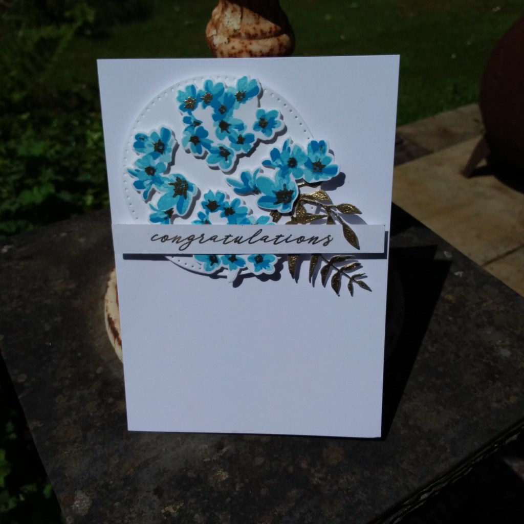 Gold Dipped Delicate Clusters – loopyloocards