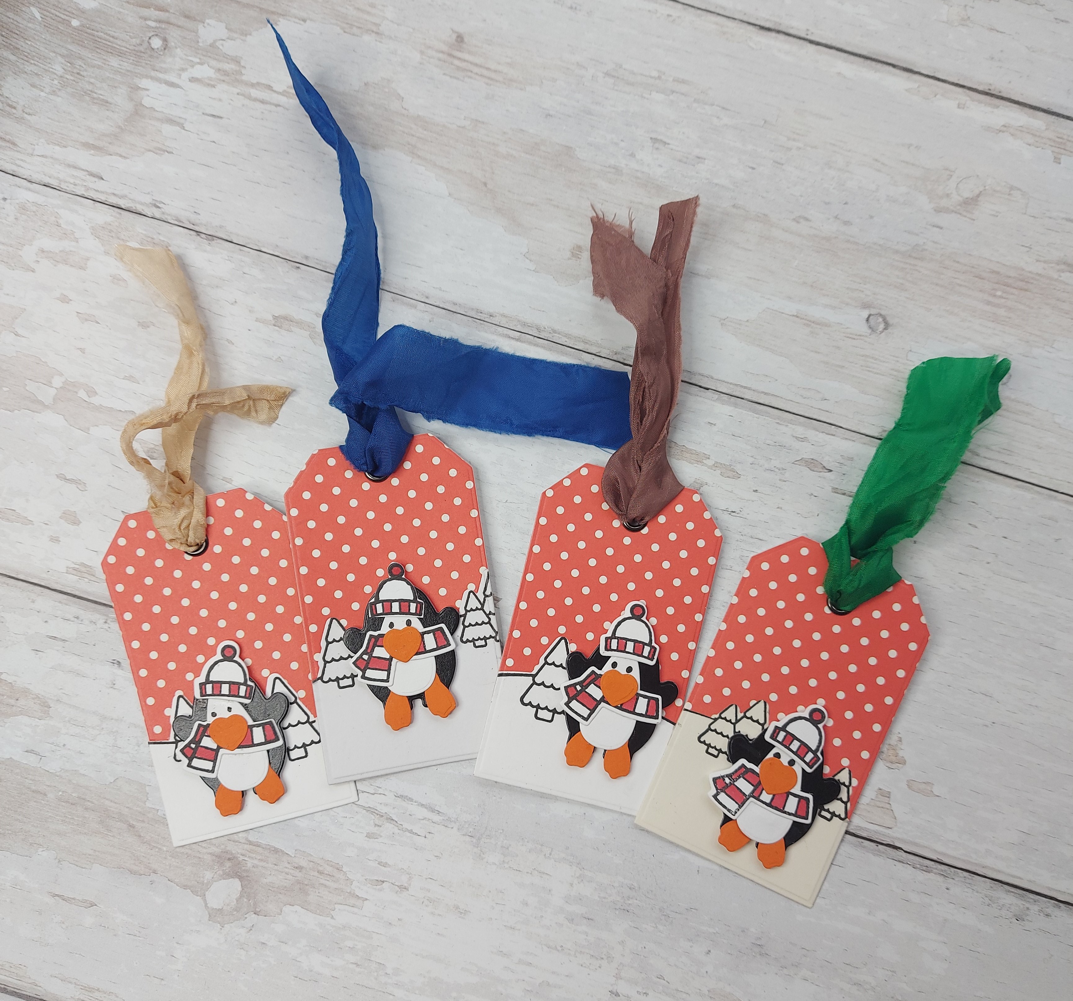 Penguin Tags – loopyloocards