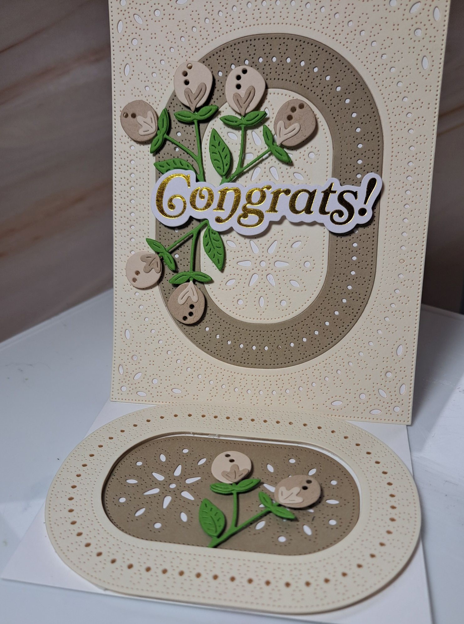 The Alphabet Challenge – E is for Easel Card – loopyloocards